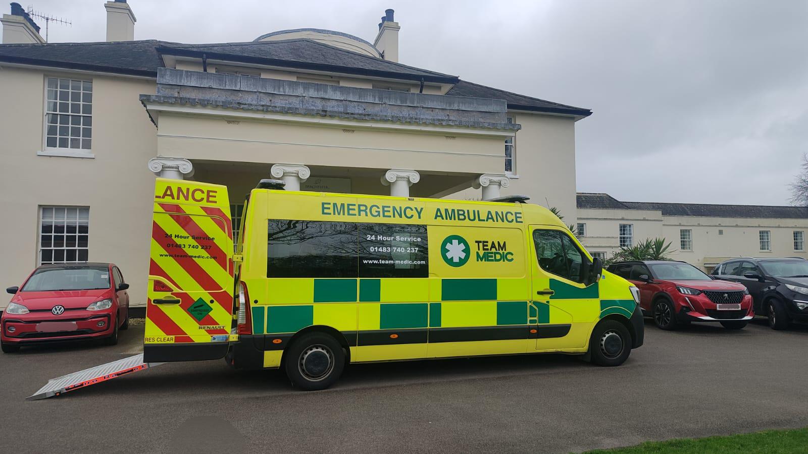 Private Ambulance Services Surrey: Supporting the NHS efficiently